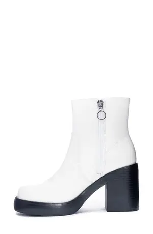 Chinese Laundry Groovy Platform Boot