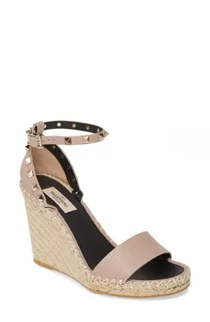 Valentino Garavani Rockstud Espadrille Wedge - Poudre Leather