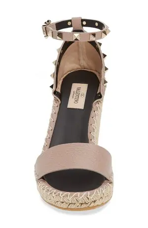 Valentino Garavani Rockstud Espadrille Wedge - Poudre Leather
