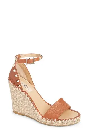 Valentino Garavani Rockstud Espadrille Wedge Selleria