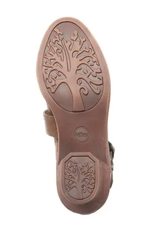 HALSA FOOTWEAR Mia Mary Jane Pump - Taupe