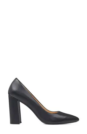 Nine West Astoria Pointed-toe Pumps