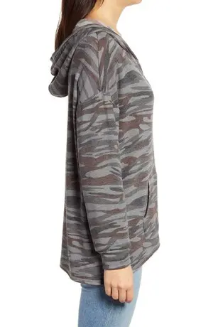 Loveappella Camouflage V-neck Hoodie
