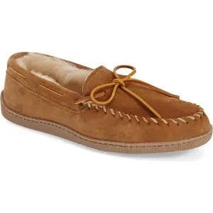 Minnetonka Genuine Shearling Lined Slipper - Tan