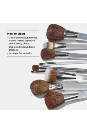 CLINIQUE Bronzer Brush For Blending & Highlighting - No Color