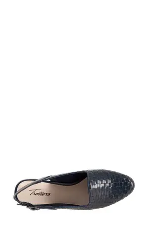 Trotters Lena Leather Flats