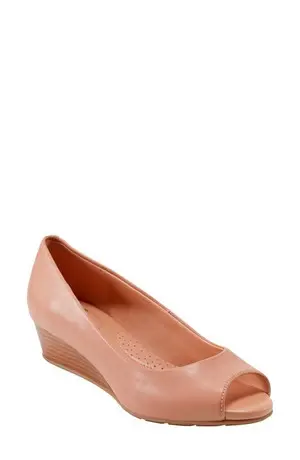 Bandolino Casual Espadrilles