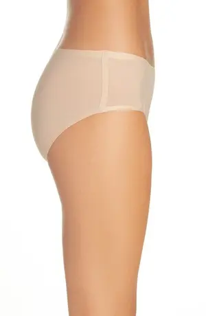 Chantelle Soft Stretch 3-pack Seamless Hipster Briefs - Nude