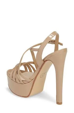 Chinese Laundry Teaser2 Platform Sandal - Nude Patent