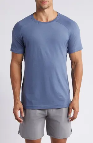 Alo Yoga The Triumph Crewneck T-shirt Bluestone