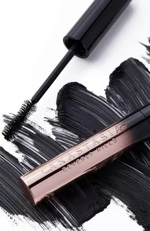 ANASTASIA BEVERLY HILLS Lash Brag Volumizing Mascara - Black