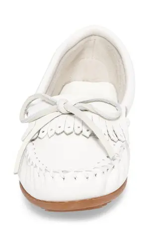 Minnetonka Kilty Moccasin Loafer - White Leather