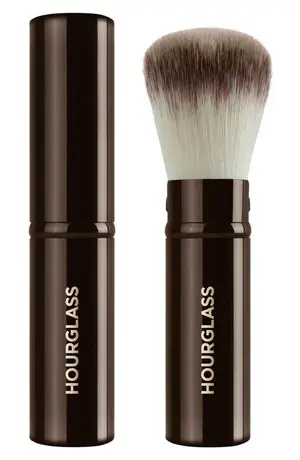 HOURGLASS At - Retractable Foundation Brush