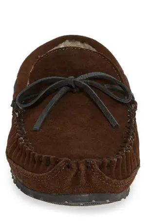Minnetonka Casey' Slipper - Chocolate