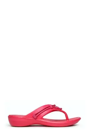 Minnetonka Silverthorne Prism Waterproof Flip Flop - Raspberry
