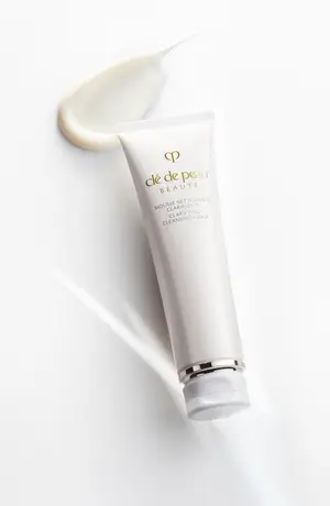 CLE DE PEAU BEAUTE Clarifying Cleansing Foam - None