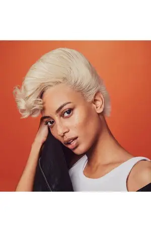 Oribe Bright Blonde Peroxide-free Sun Lightening Mist