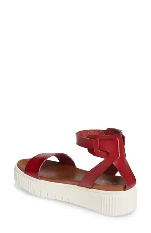 Mia Lunna Platform Sandal