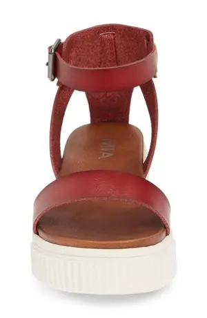 Mia Lunna Platform Sandal