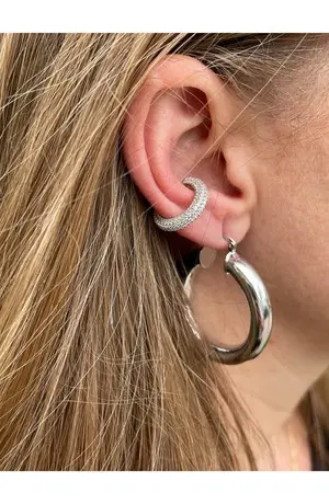 SHYMI Yve Medium Hoop Earrings