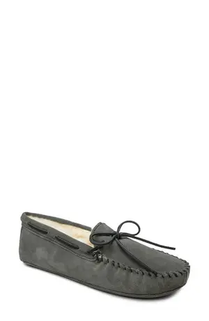 Minnetonka Genuine Shearling Lined Slipper - Grey Suede