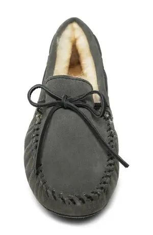 Minnetonka Genuine Shearling Lined Slipper - Grey Suede