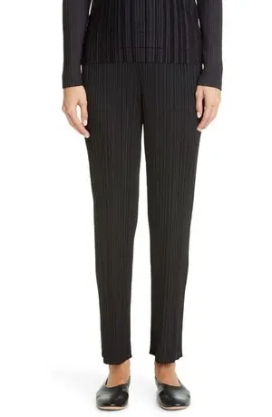 Issey Miyake Pleated Ankle Pants - Black