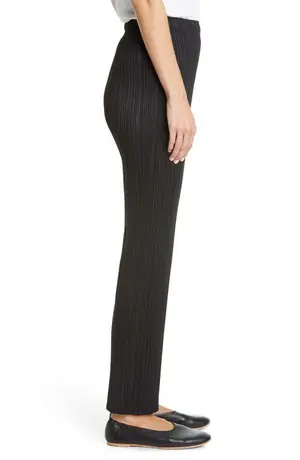 Issey Miyake Pleated Ankle Pants - Black