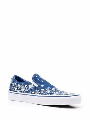 VANS Bandana Skull-print Classic Slip-on Sneakers - Blue