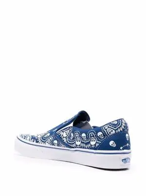 VANS Bandana Skull-print Classic Slip-on Sneakers - Blue