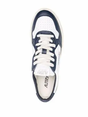 AUTRY Medalist Microperforated Low Sneakers - Blue