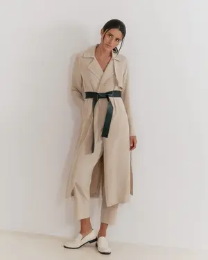 Cuyana Classic Trench Sand