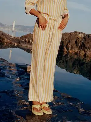 REFORMATION Olina Linen Pant Capri Stripe
