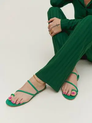 REFORMATION Ludo Toe Ring Strappy Flat Sandal Lawn