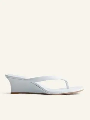 REFORMATION Amelia Thong Wedge Sandal Mineral