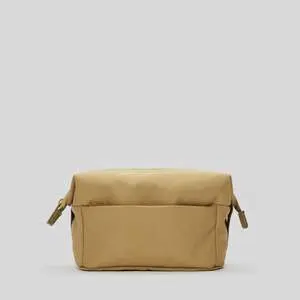 Everlane Renew Transit Catch-All Case Nutria/beech