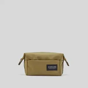 Everlane Renew Transit Catch-All Case Nutria/olive (with Label)