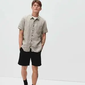 Everlane EVERLANE Classic Short-Sleeve Shirt Dark Olive