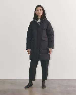 Everlane Long Puffer - Black