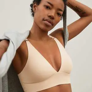 Everlane Invisible Bra - Light Tan