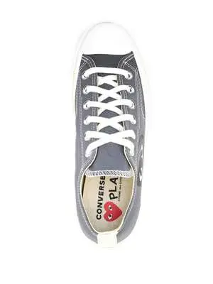 CONVERSE X COMME DES GARONS PLAY Heart Print Sneakers - Grey