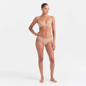 SKIMS Thong | | | Fits Everybody - Clay