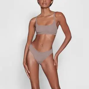 SKIMS Thong | Medium Neutral | 2xs | Fits Everybody Umber