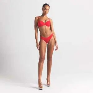 SKIMS Fits Everybody Dipped Front Thong - Cherry