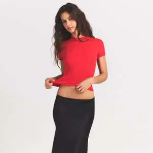 SKIMS Fits Everybody T-shirt - Cherry