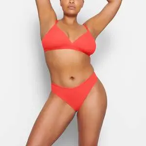 SKIMS Fits Everybody Crossover Bralette Nectarine