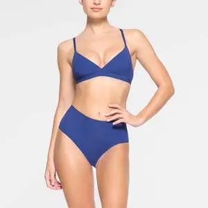 SKIMS Fits Everybody Crossover Bralette Sapphire