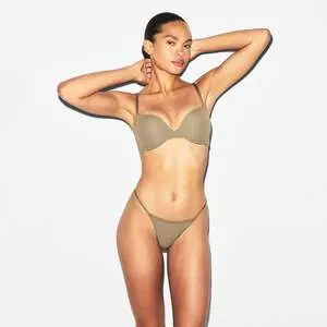 SKIMS Fits Everybody T String Thong Truffle