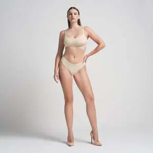 SKIMS Scoop Bralette | Medium Neutral | Small | Fits Everybody - Sand
