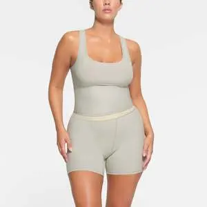 SKIMS Boxer | Light Neutral | 2xs | Soft Lounge Talc